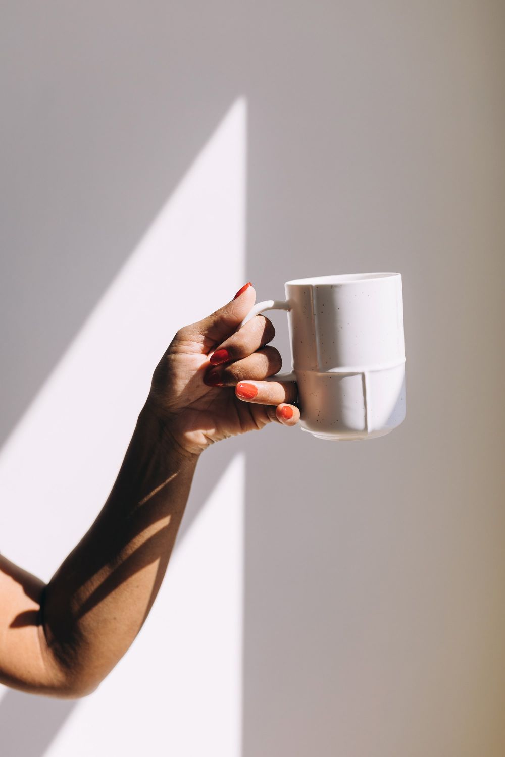 Digital Minimalism: 8 Simple Ways to Detox Your Digital Life - zenzify